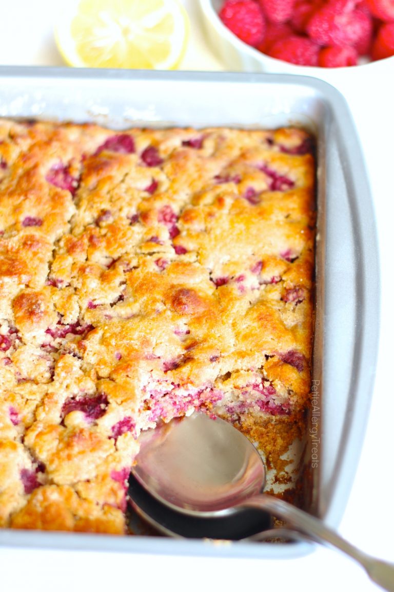 Gluten Free Raspberry Buckle Dump Cake (vegan dairy free) - Petite ...